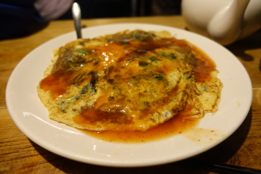 Leong’s Legend – The lustrous skins hold sweet minced pork and hot soup ...