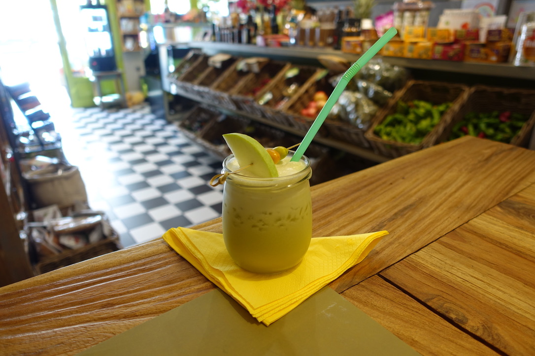 Vitamin Bar Review – Argostoli Kefalonia – GRUBSTANCE